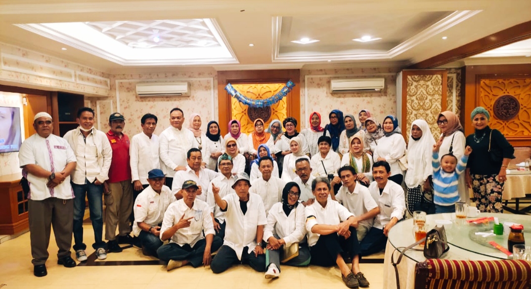 Kemesraan 40/81 di Bandung Berlanjut di Restoran Family Ria Sunter ...